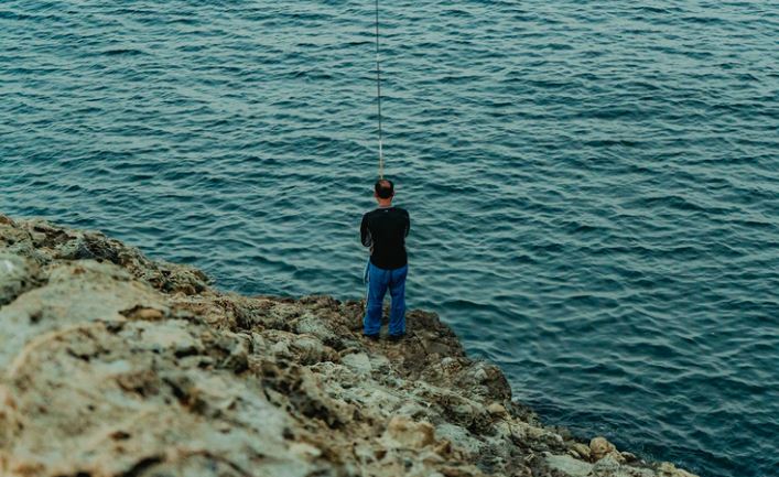 Salmon Fishing Guide - Ezilon Articles