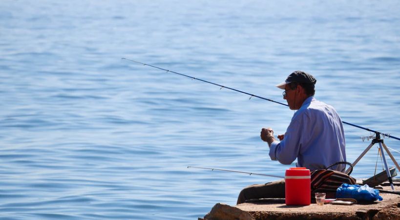 Planning A Fishing Trip? Things You Need To Buy - Ezilon Articles